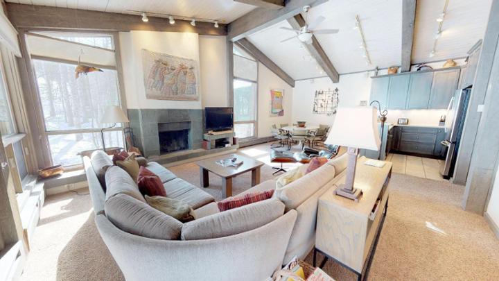 Top of the Village | Family-Friendly | Luxurious Ski-In/Ski-Out Condos